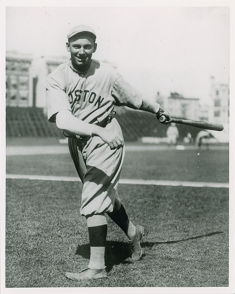 Pastime Portraiture: Duffy Lewis – Behind the Bag